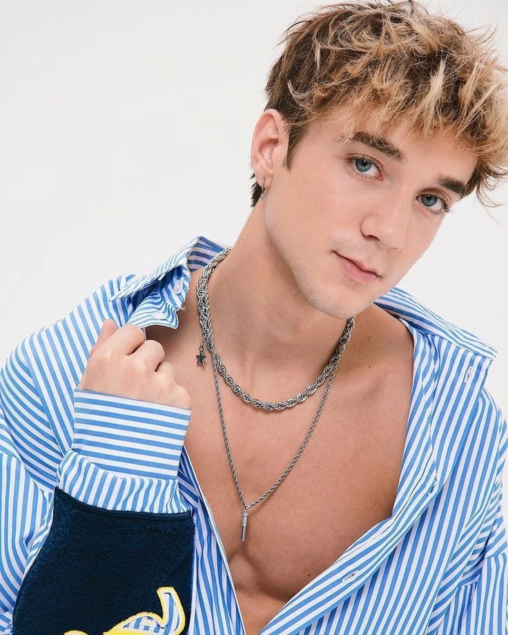 Finneas Markus Conway | Eternal Roleplaying Wiki | Fandom