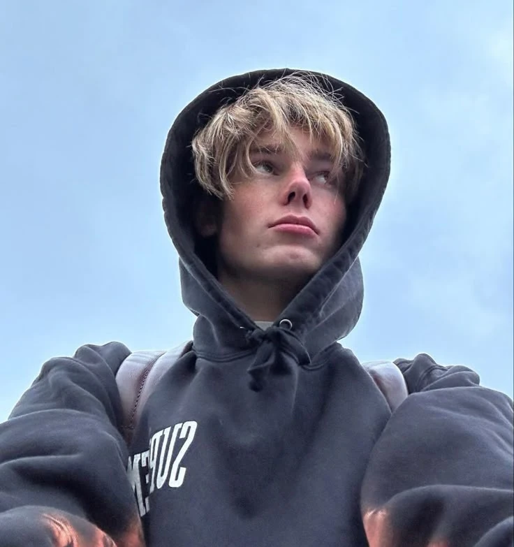 Cassium Alessandro Leopold Bellamy | Eternal Roleplaying Wiki | Fandom