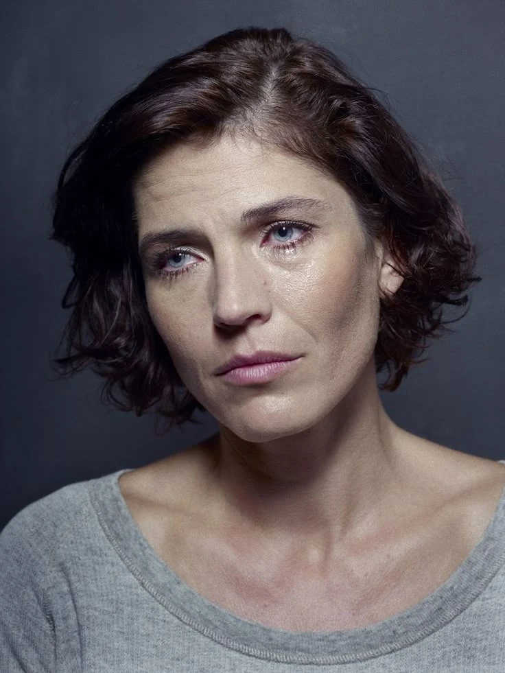 Julia McCoy | Éternel Wiki | Fandom