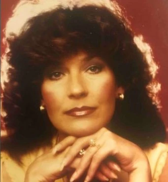 Sandie Jones | Eurovision Song Contest Wiki | Fandom