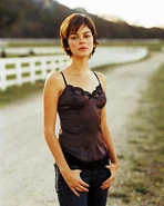 Laynie Hart | Everwood Wiki | Fandom