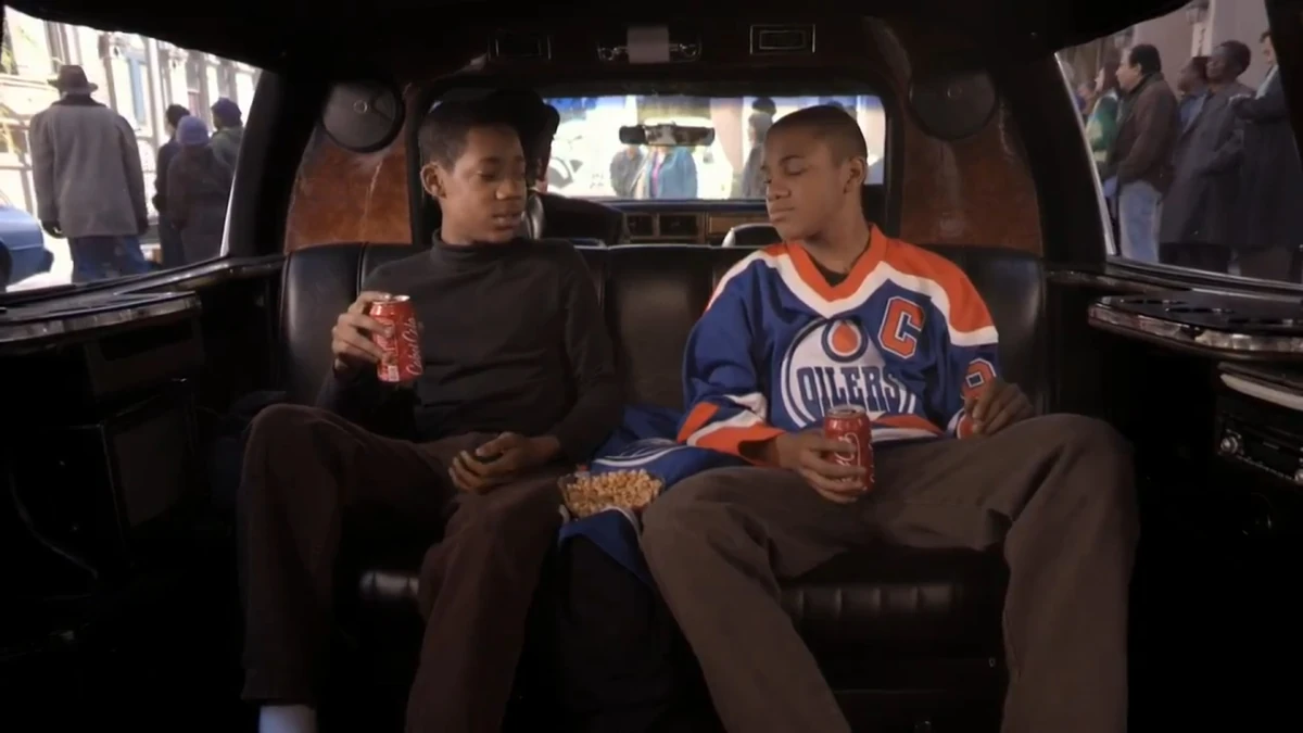 Everybody Hates Gretzky | Everybody Hates Chris Wiki | Fandom