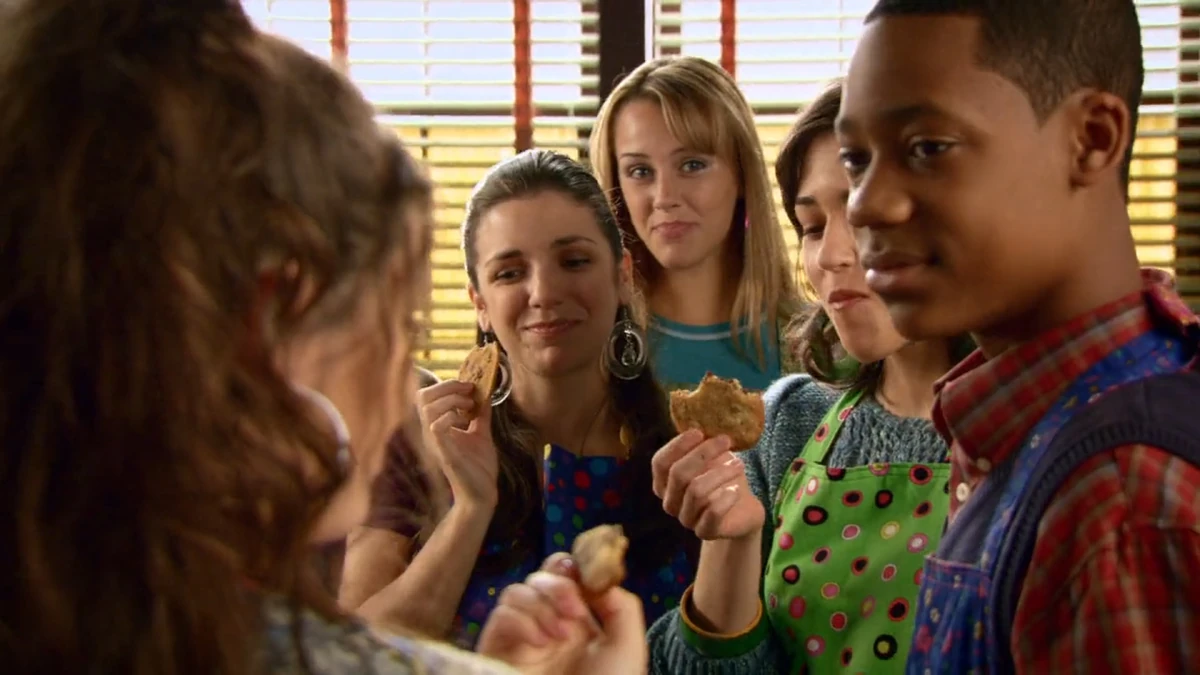 Everybody Hates Cake | Everybody Hates Chris Wiki | Fandom