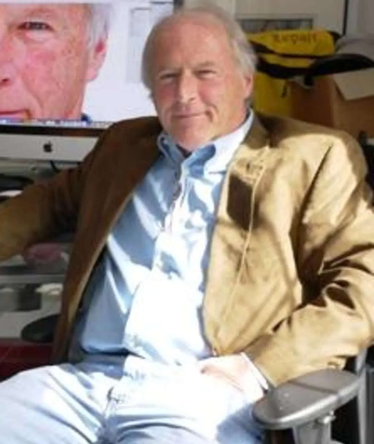 Stephen Brown (television producer) | Everyone's Hero Wikia | Fandom