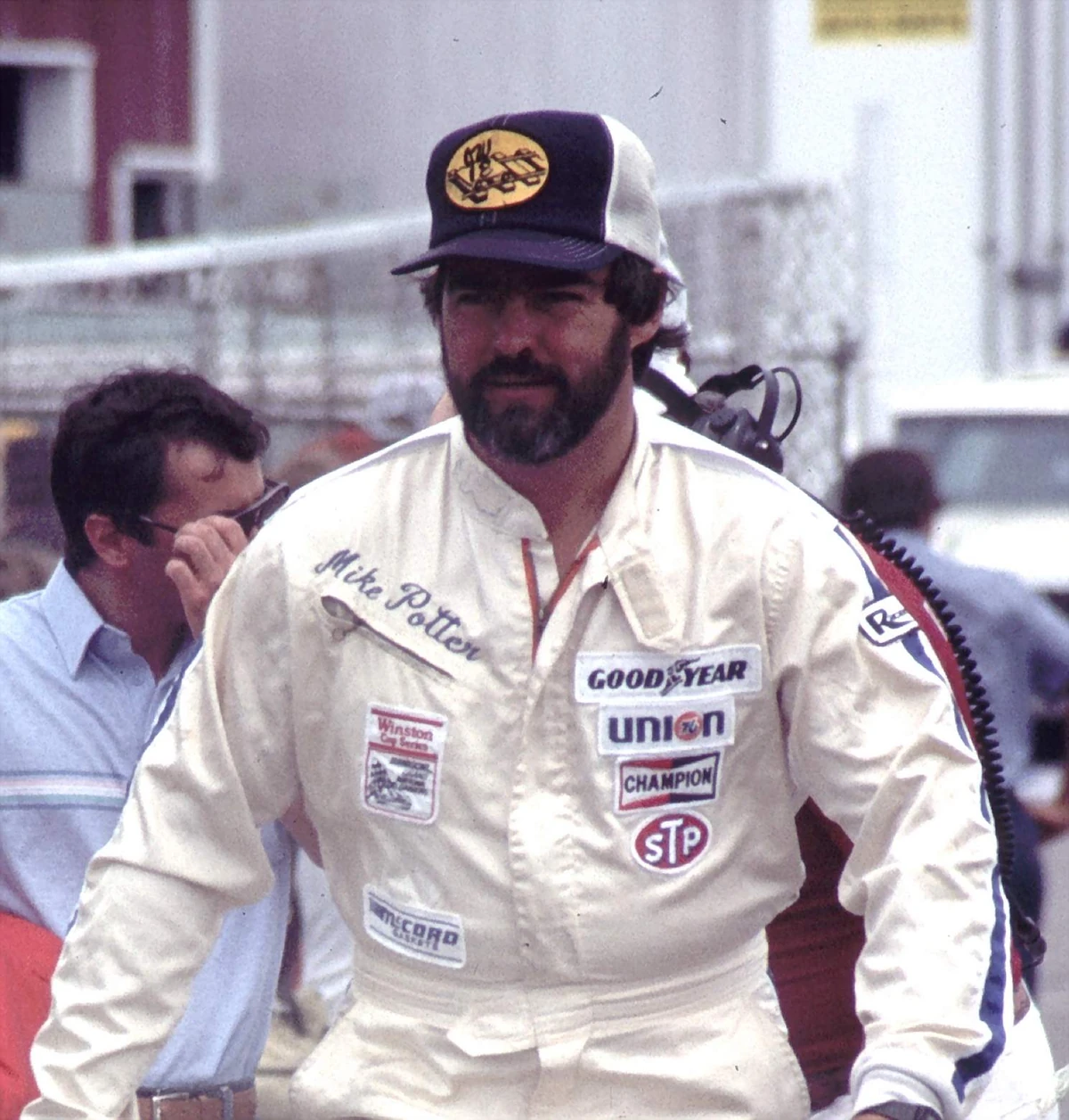 Mike Potter | Everything allowed community | Fandom