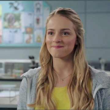 Zoey Reeves | Everything Power Rangers Wiki | Fandom