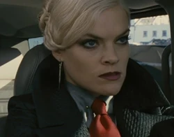Missi Pyle Catfight Nadia Vole (Alex Rider: Operation Stormbreaker)