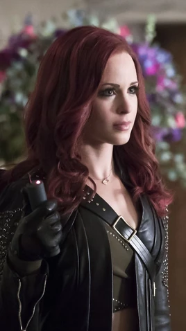Carrie Cutter (Arrow) | The Female Villains Wiki | Fandom