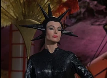 Niolani (Lost in Space) | The Female Villains Wiki | Fandom