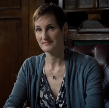 Helen Wray (New Tricks) | The Female Villains Wiki | Fandom