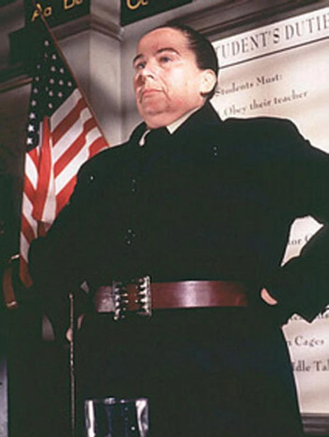 Agatha Trunchbull (Matilda 1996) | The Female Villains Wiki | Fandom