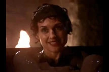 Queen Diana (Roar) | The Female Villains Wiki | Fandom