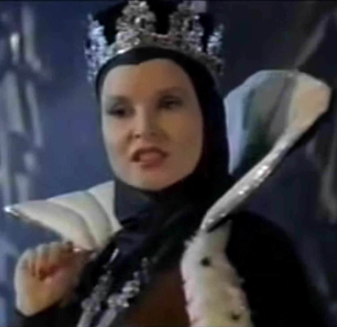 Queen Admira (The Hugga Bunch) | The Female Villains Wiki | Fandom