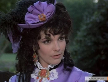 Ashton Main Huntoon (North and South) | The Female Villains Wiki | Fandom