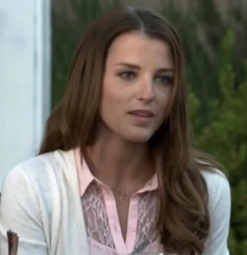 Kristen Chambers (Stalked by My Neighbor) | The Female Villains Wiki ...