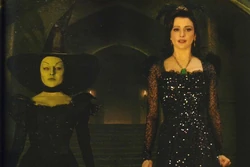 Oz The Great And Powerful Sisters Argument Evanora
