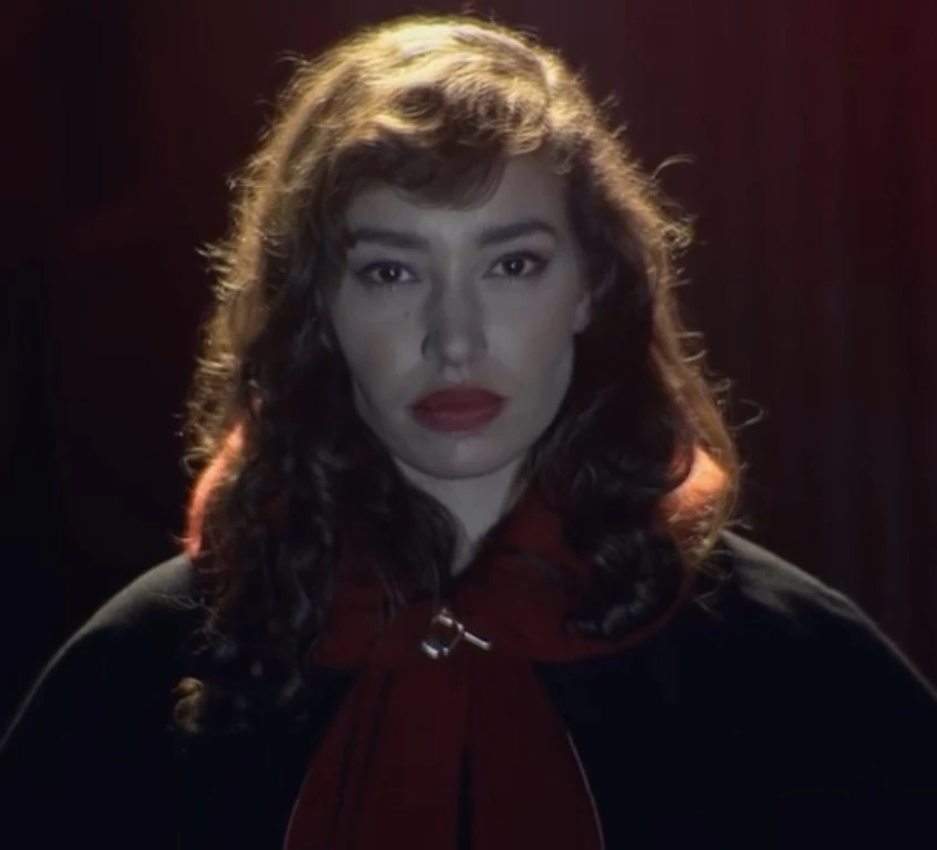 Brunette Red Riding Hood (Mystica) | The Female Villains Wiki | Fandom