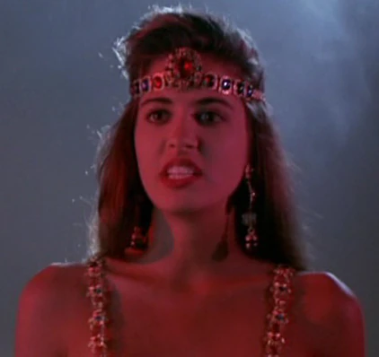 Evil Queen (Dangerous Seductress) | The Female Villains Wiki | Fandom