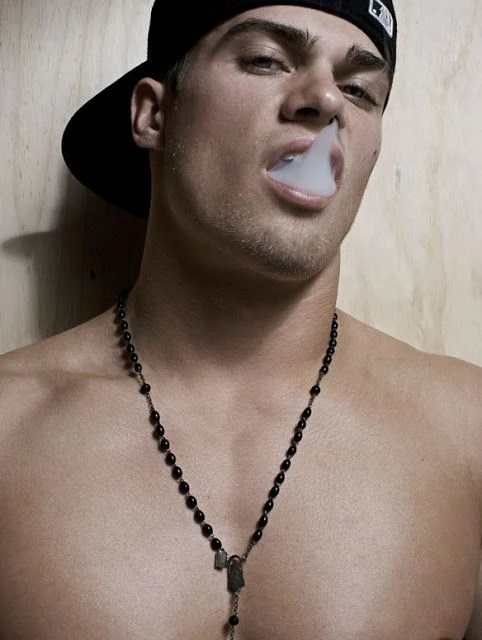 Logan Moss (Rhydin) | ExaltedRealms Wiki | Fandom