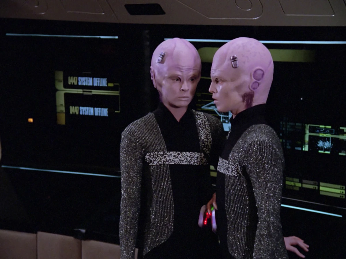 11001001 | Explaining errors in Star Trek Wiki | Fandom