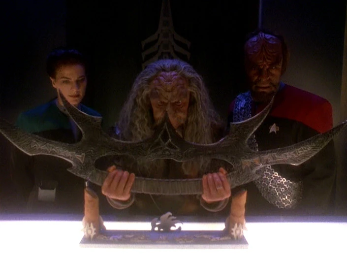 The Sword of Kahless | Explaining errors in Star Trek Wiki | Fandom