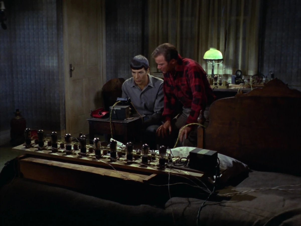 The City on the Edge of Forever | Explaining errors in Star Trek Wiki ...