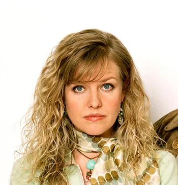 Maggie Jacobs | Extras Wiki | Fandom