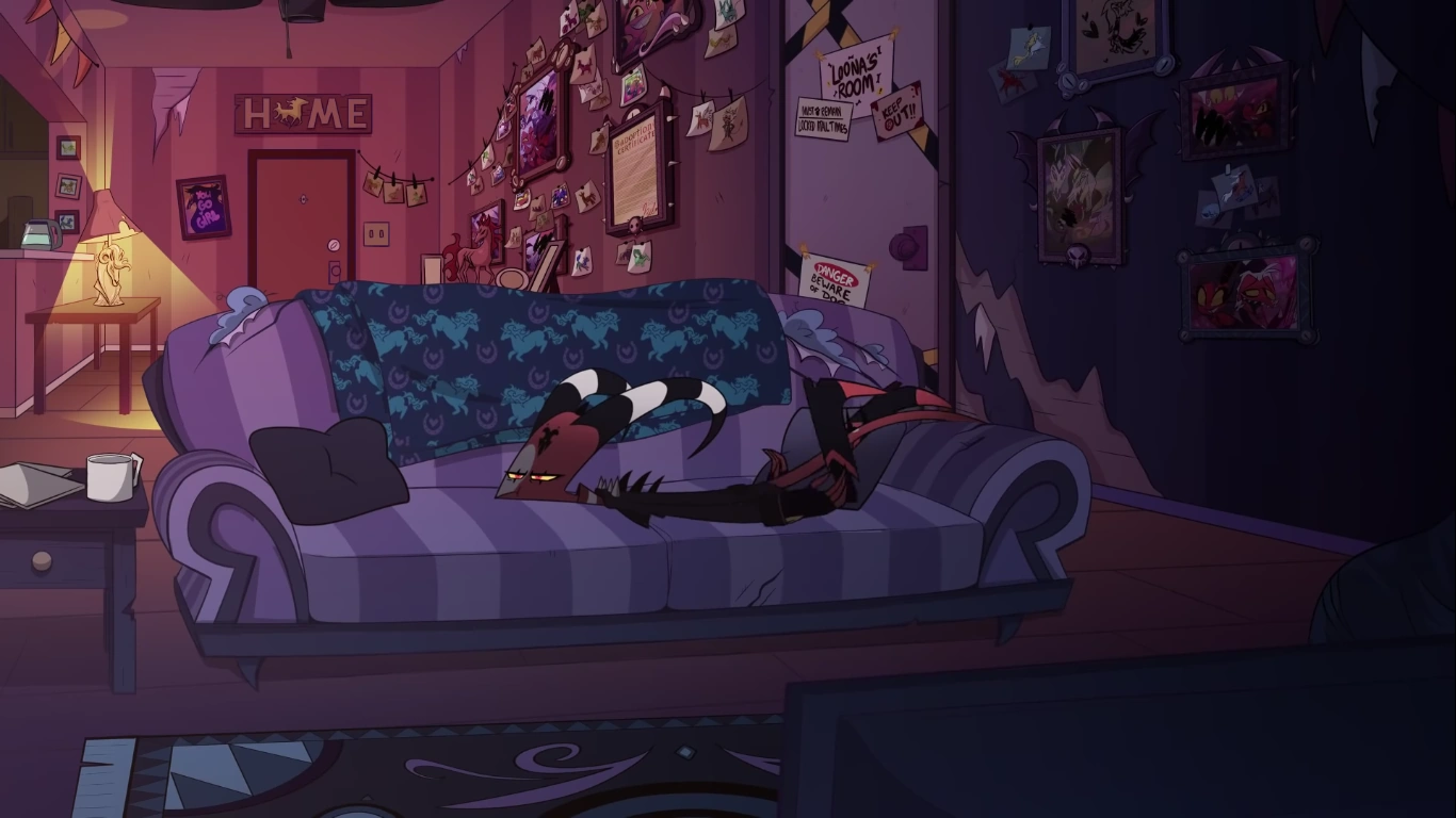 A little detail i noticed in the episode is that the pictures with ...