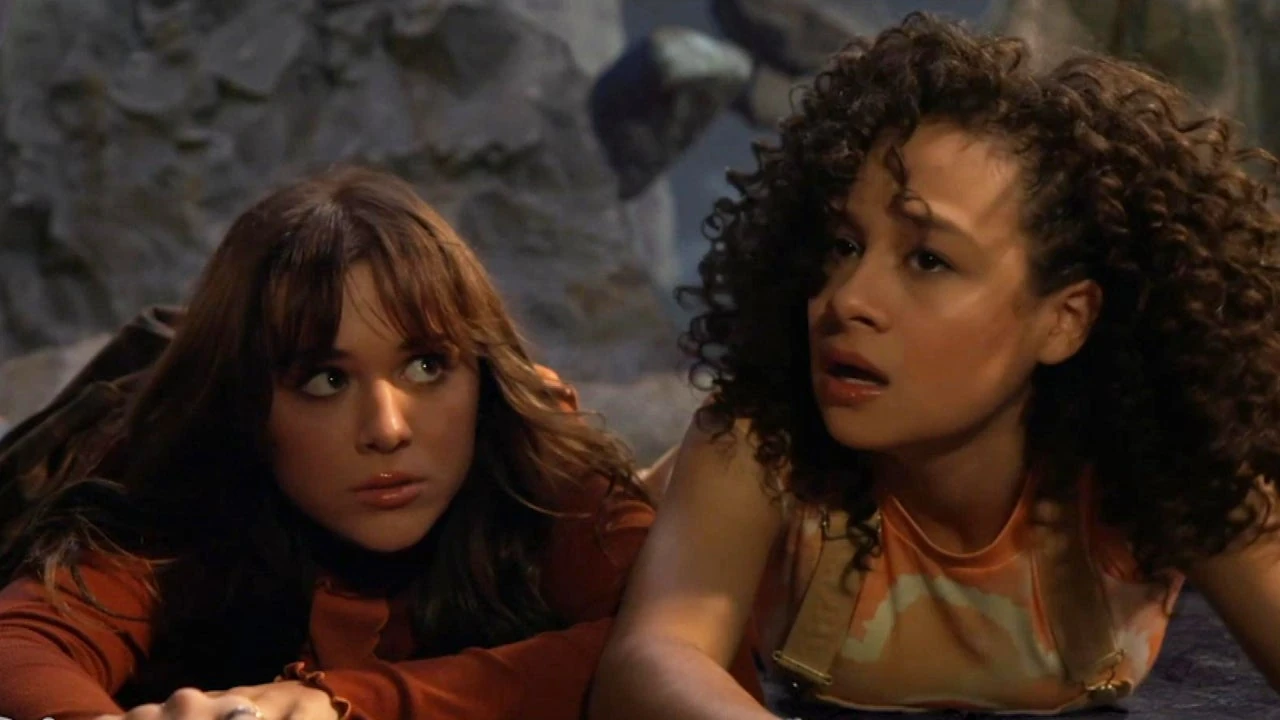 First Look at Disney Channel's New Series 'The Villains of Valley View ...