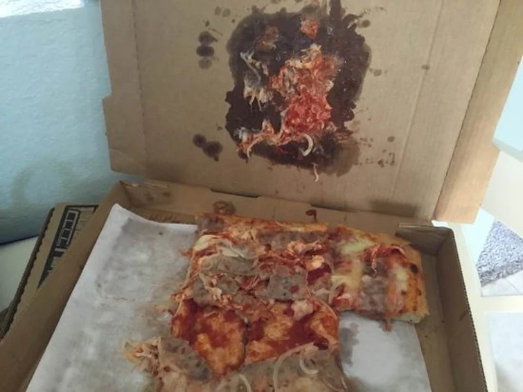 DAMAGED PIZZA😡😡😡😡😡😡😡😡😡😡😡😡😡😡😡😡 | Fandom