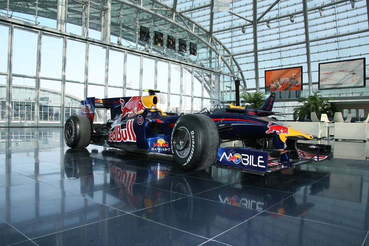 Red Bull RB5 | Formula 1 Wiki | Fandom