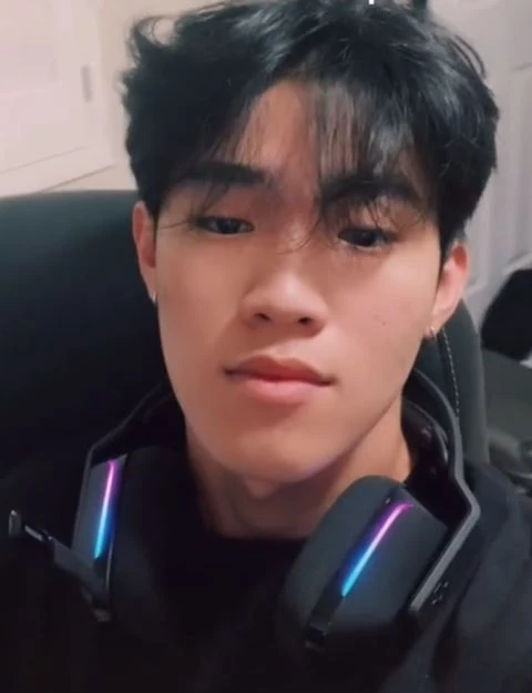 Rate Mucdich's face | Fandom