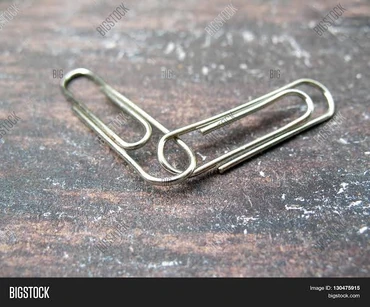 The Bakery (Cookie Clicker) Vs The Paperclip Maximizer (Universal ...