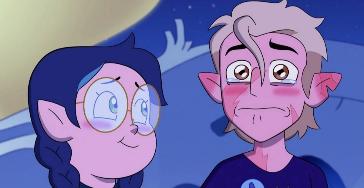 OMG SHE'S ACTUALLY BLUSHING AT HIM!!! | Fandom