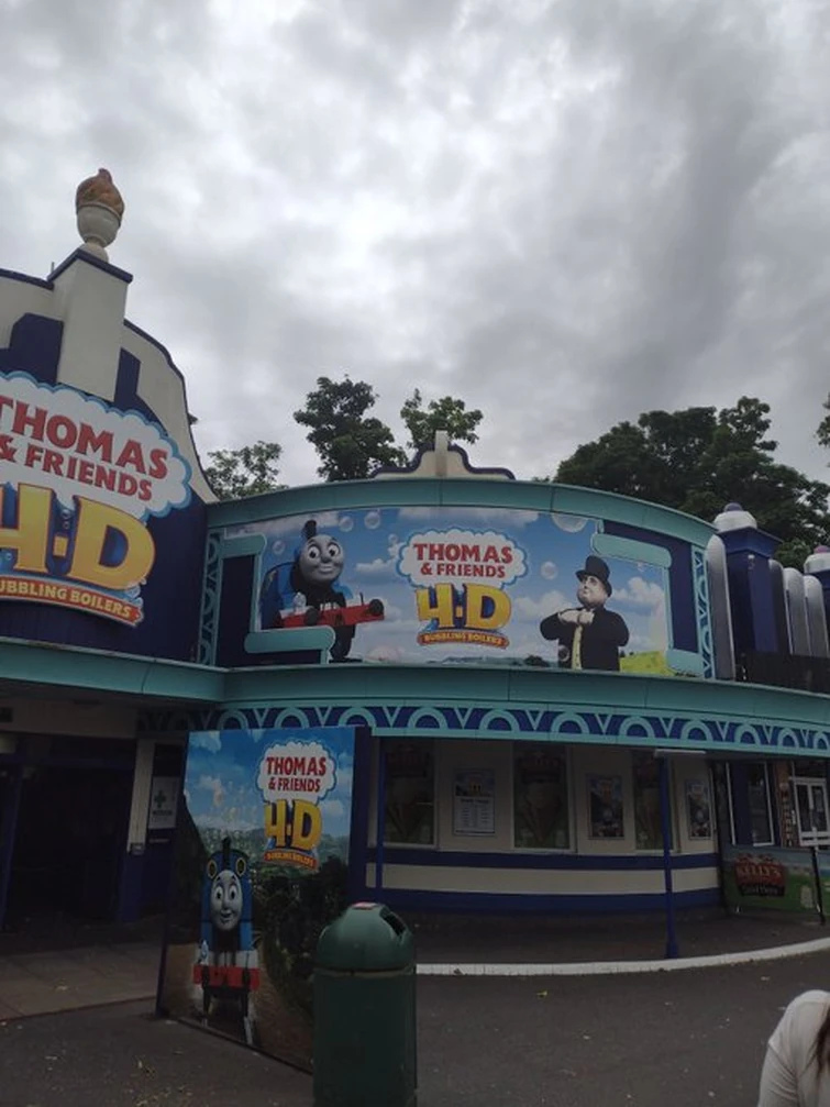 I went on a trip to Drayton Manor, dating back to June. | Fandom