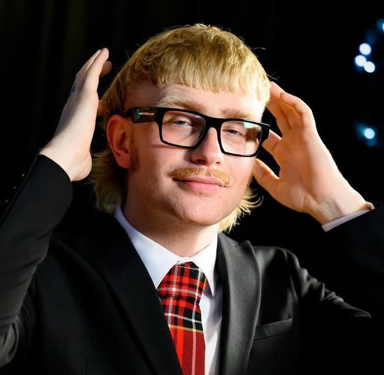 EVERYONE PING ME FOR ANY THINGS YOU NEED TO GET ADDED TO BLOTS PAGES ...