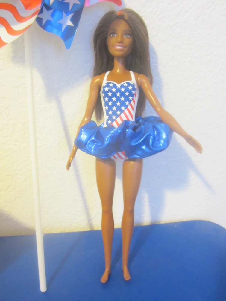 Which scrunchie tutu looks best on Barbie for the 4th of July?👩🏾🧨🎇🎆 ...