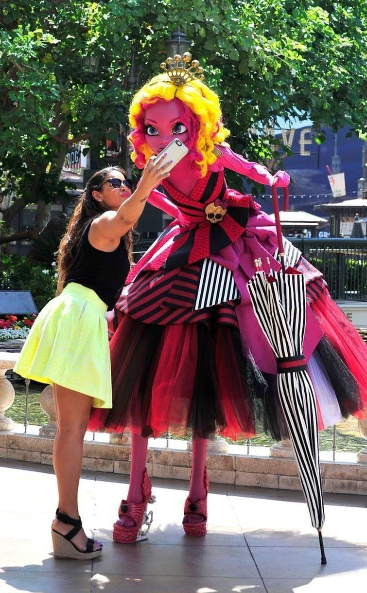 Discuss Everything About MONSTER HIGH Wiki | Fandom