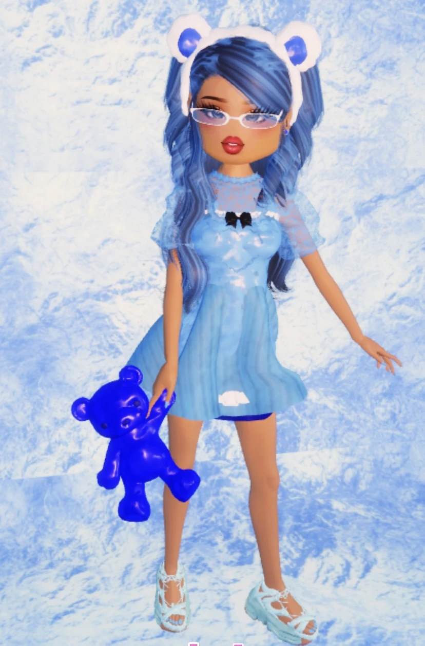 Skyler Creative Crystals on Dress to Impress Roblox! | Fandom