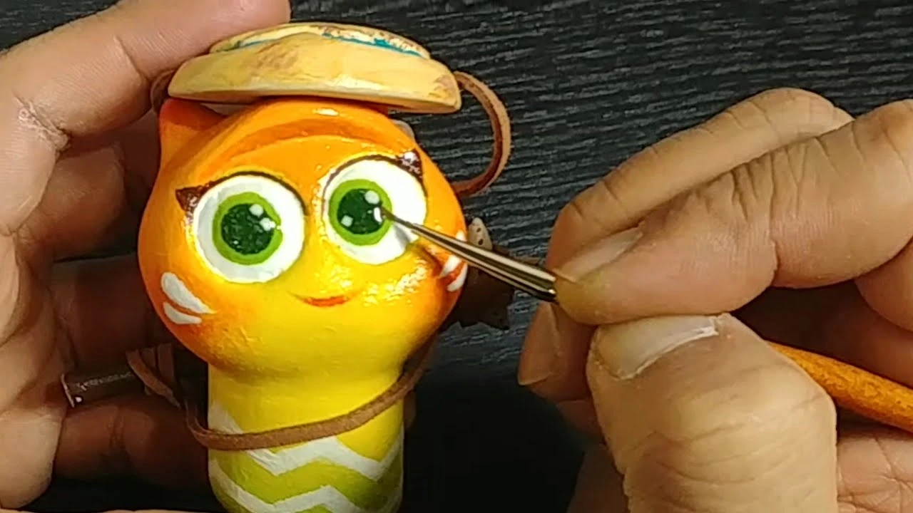 He is a real larva Artist! | Fandom