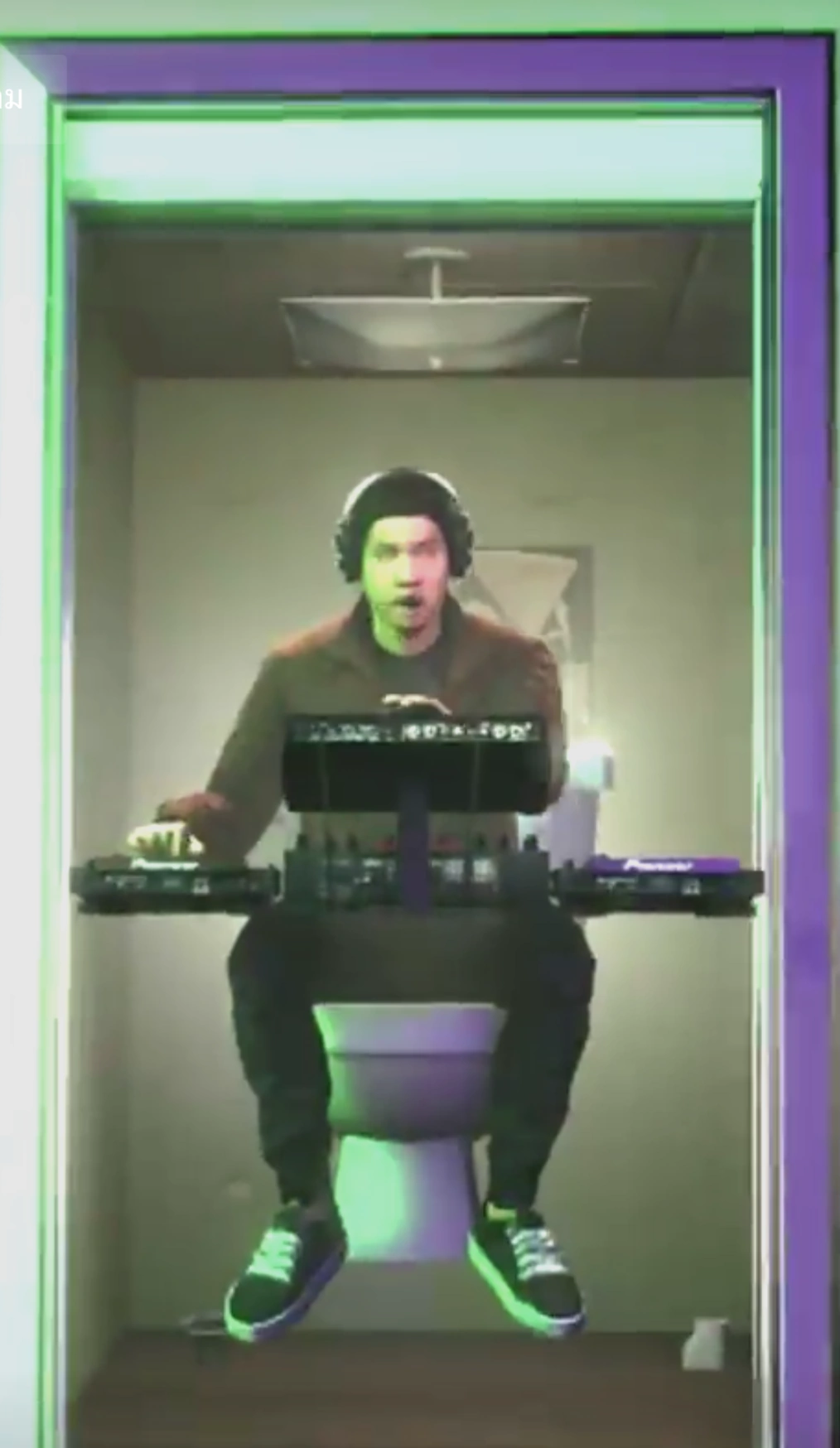 I found out why DJ Toilet can fly in episodes 71 , 72 part 1 | Fandom