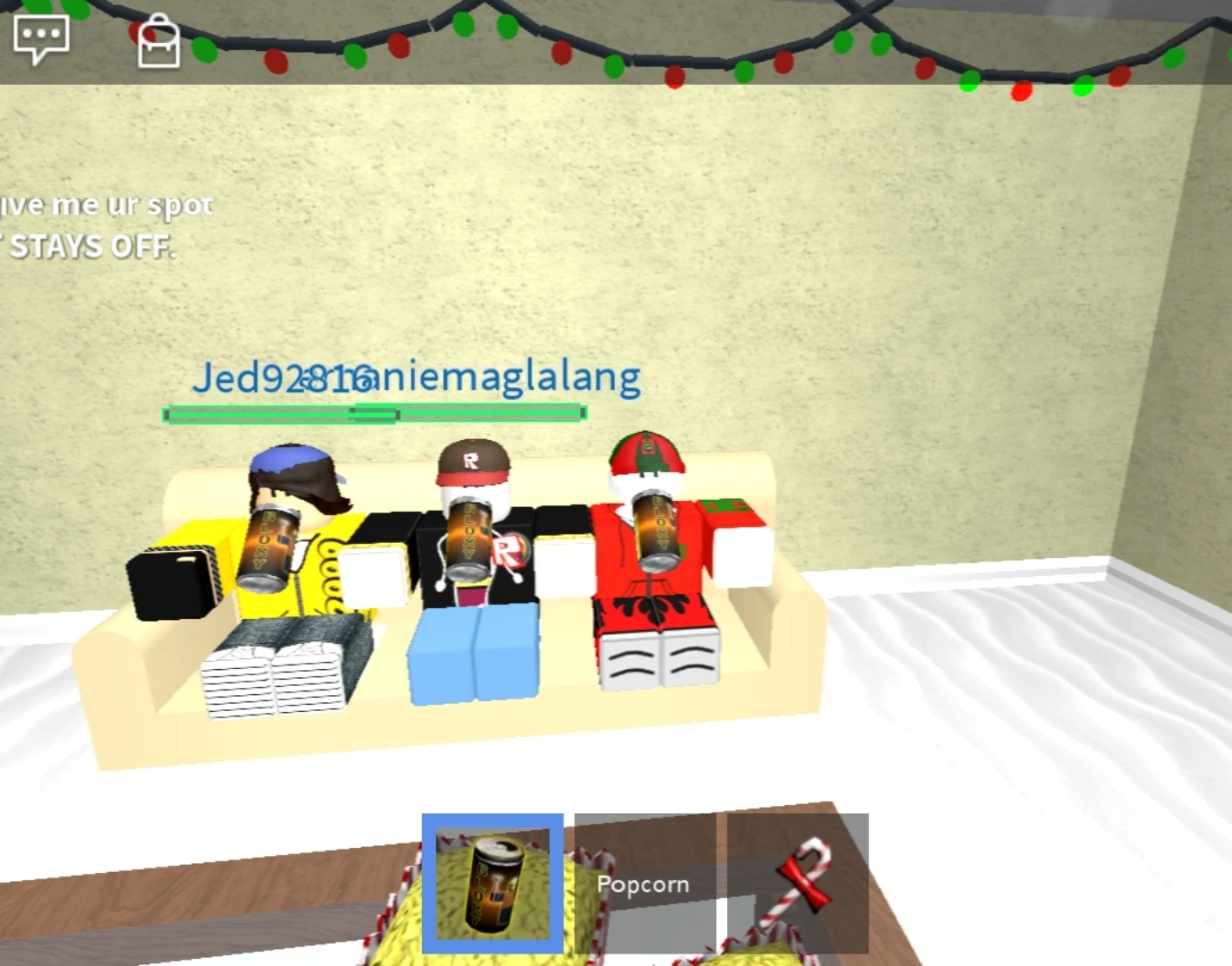 Celebrating holiday in Roblox Retrostudio! | Fandom
