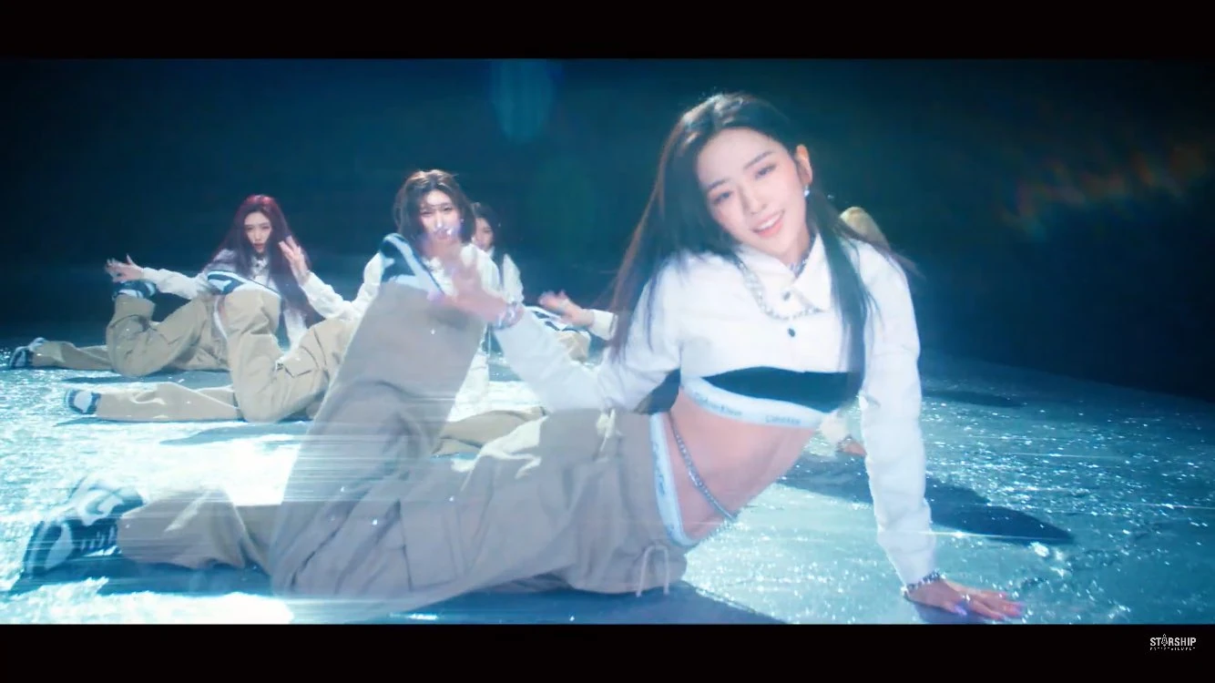 LOVE DIVE: MV Review + Theory | Fandom