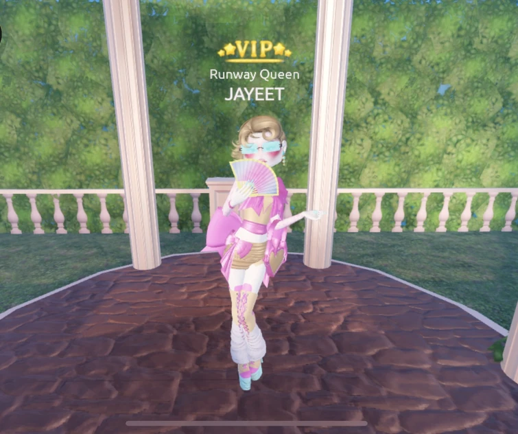 I did a Glisten fit in dti | Fandom