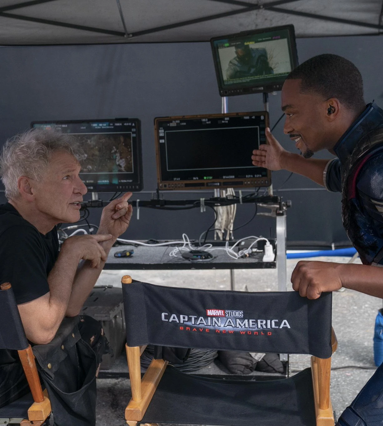 Anthony Mackie says Harrison Ford wore ripped pants on the set of ...