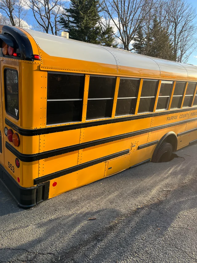 Bus 553 | Fairfax School Buses Wiki | Fandom