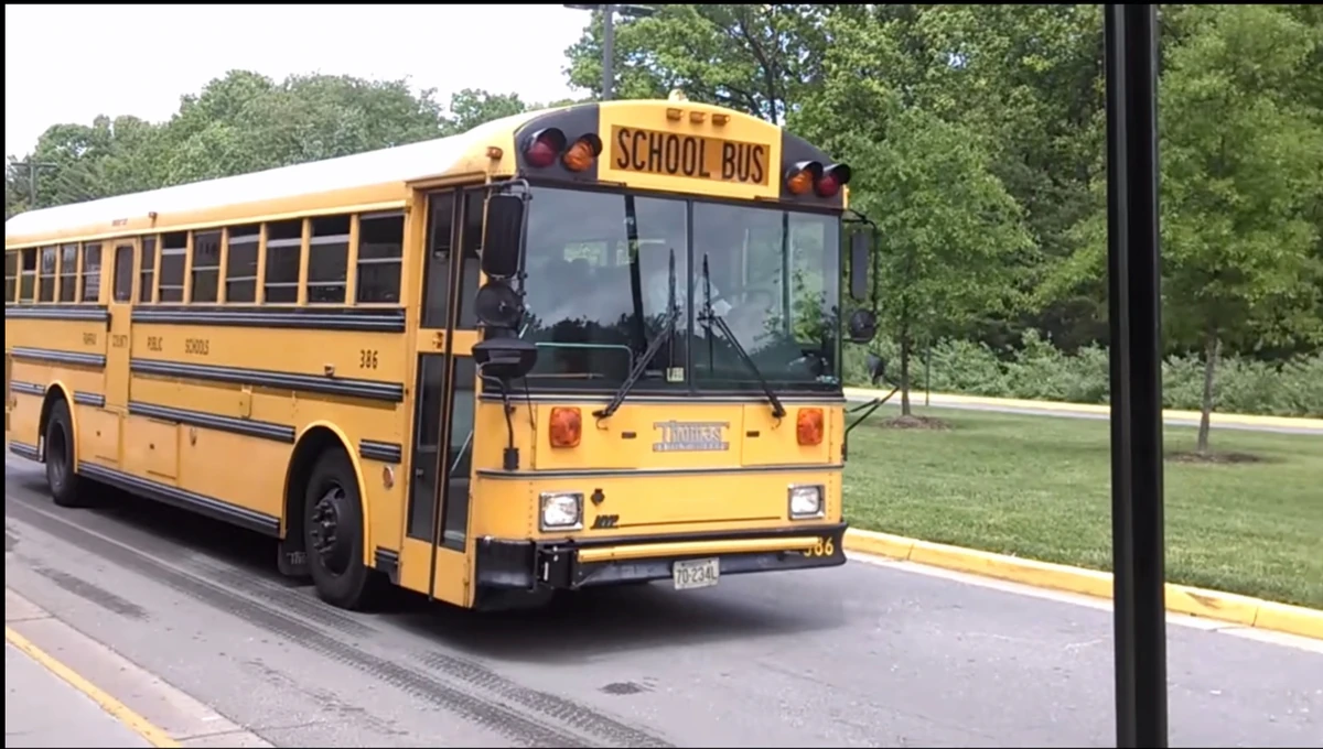 Bus 386 (1998) | Fairfax School Buses Wiki | Fandom