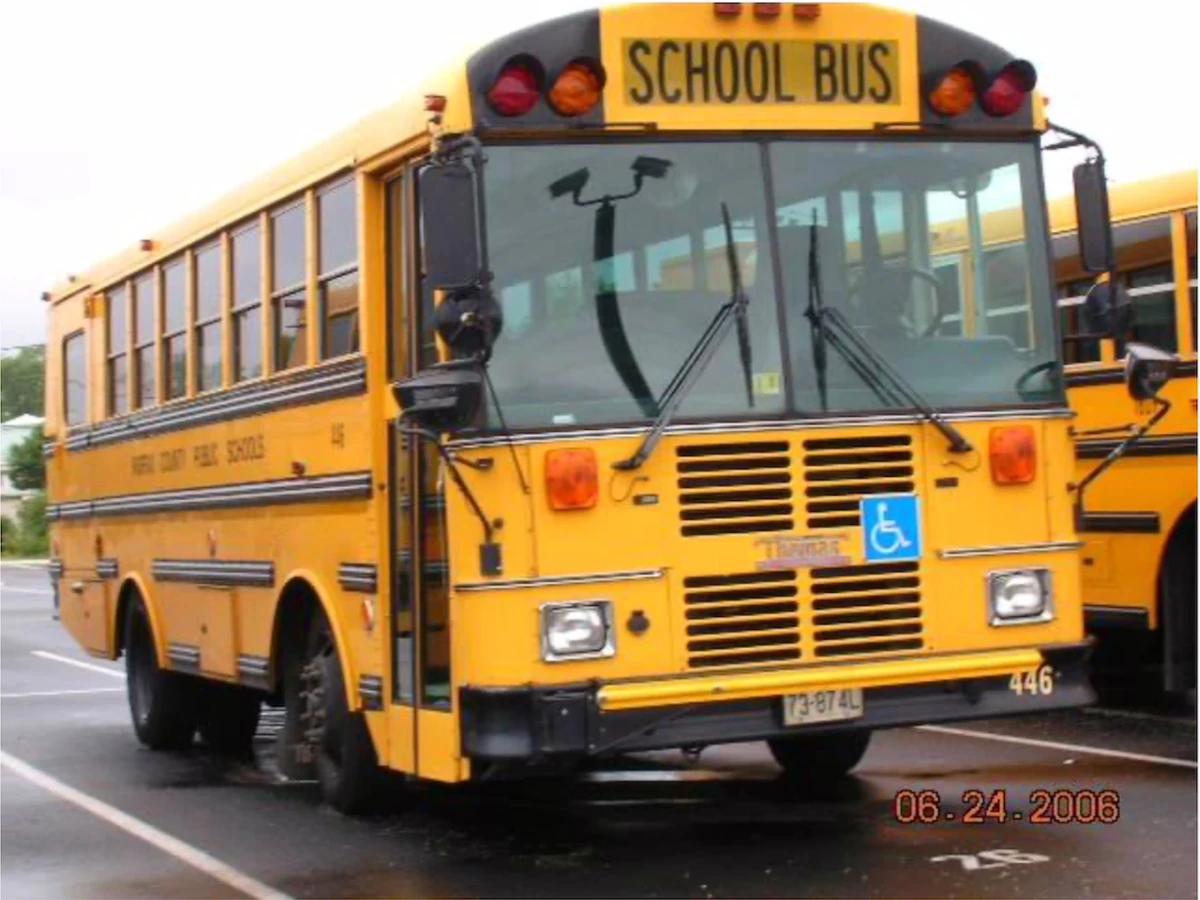 Bus 446 (1998) | Fairfax School Buses Wiki | Fandom
