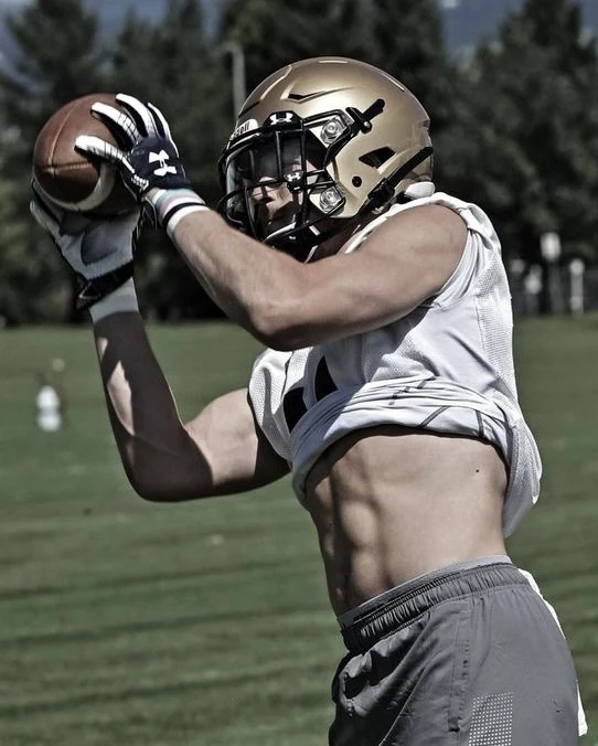 Kade Caruthers | Fall Away Universe Wiki | Fandom