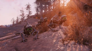 Glowing snallygaster - The Vault Fallout Wiki - Everything you need to ...